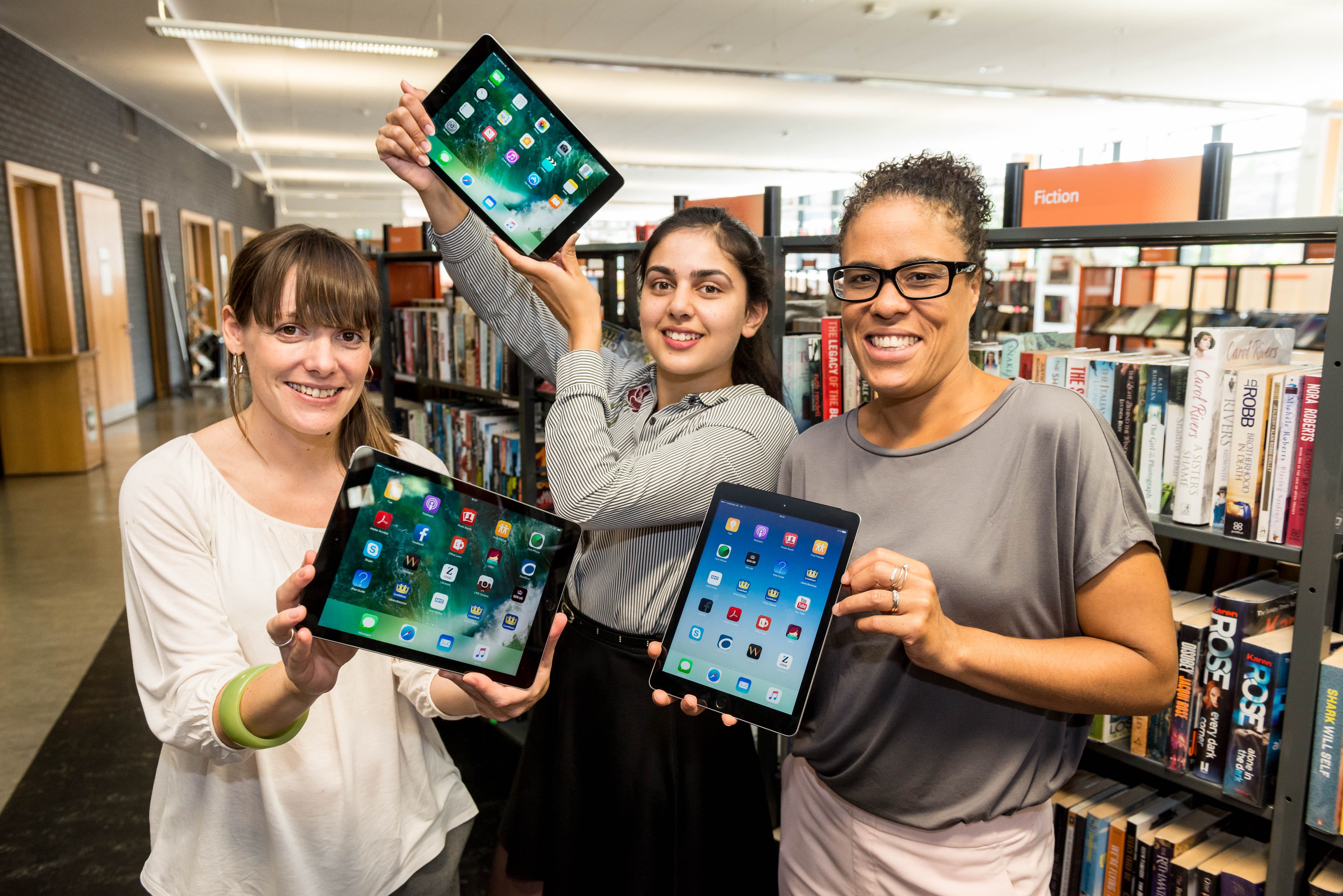 Deputy Mayor launches the Mi Wifi digital inclusion project in Lewisham – DCMS Libraries